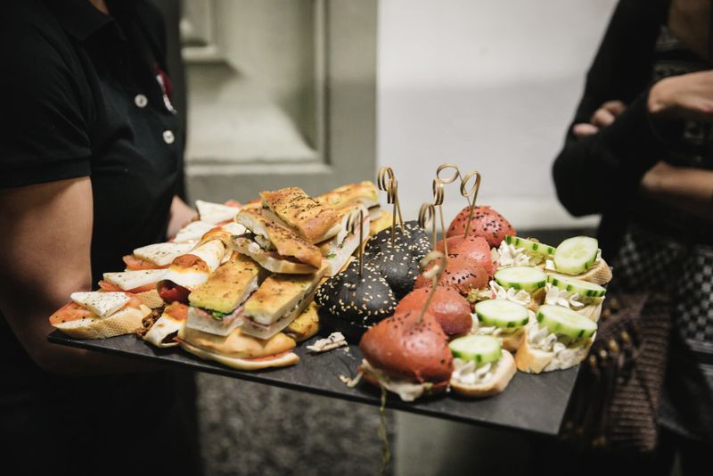 Buffet Brig - Restaurant - Entdecken Sie die authentische ...