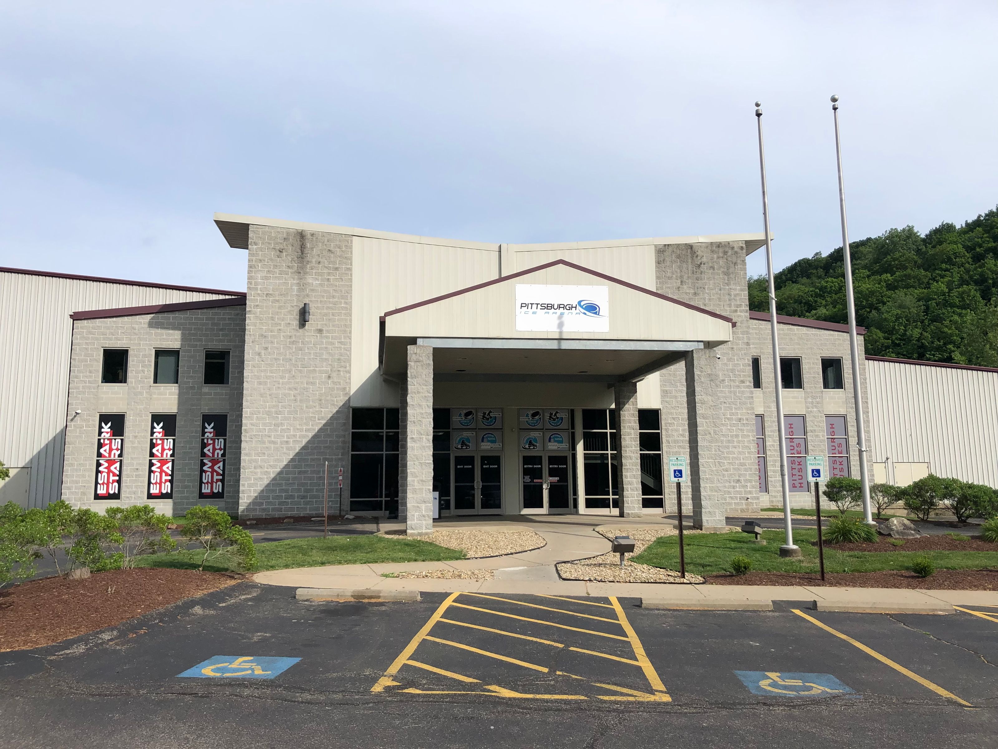 Pittsburgh Ice Arena - Arena Overview