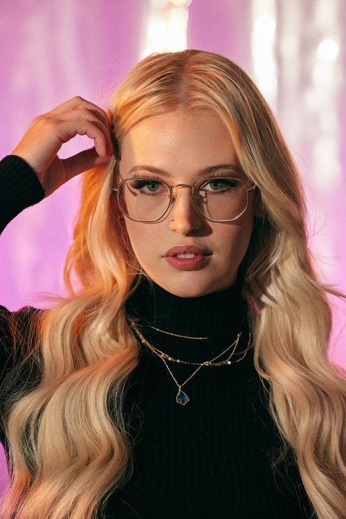 Top Beauty Salon in Kansas City, MO | Skyline Downtown Salon