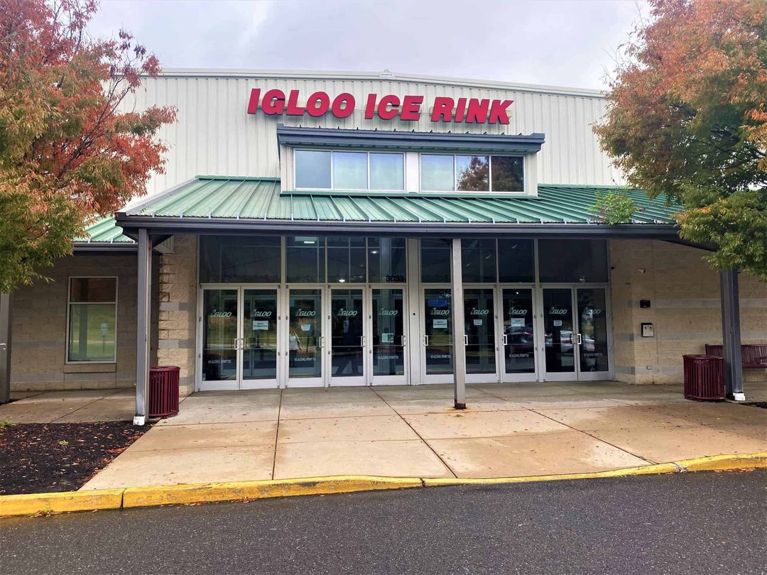 Igloo Ice Rink - Arena Overview