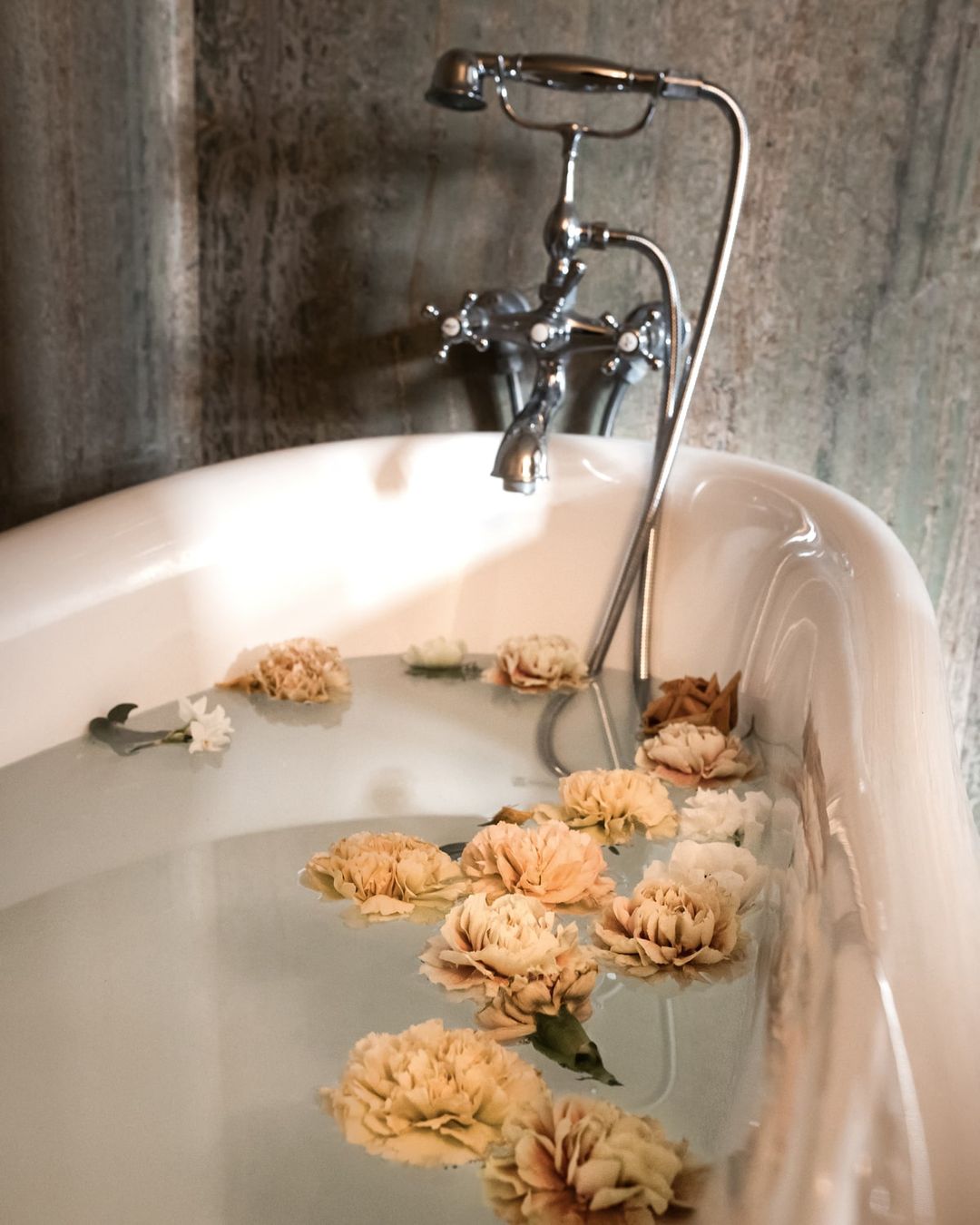 Bo på Slott i Västra Götaland nära Göteborg | Bjertorp Slott