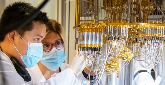 We build quantum computers. | IQM