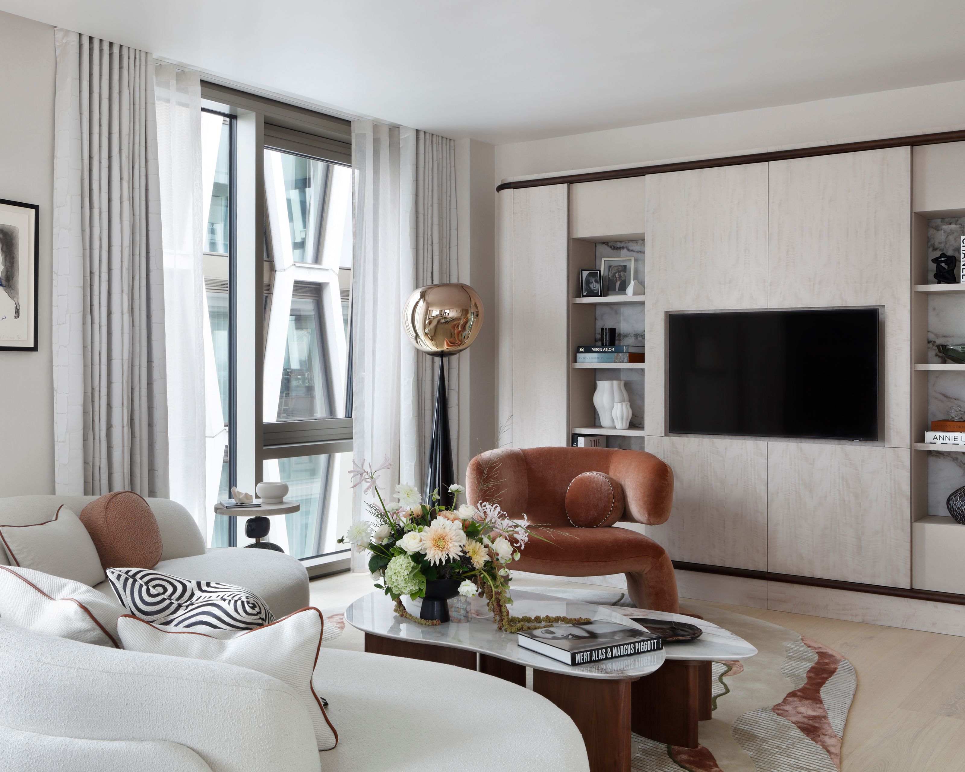 The Broadway | Portfolio | Oliver Burns Studio