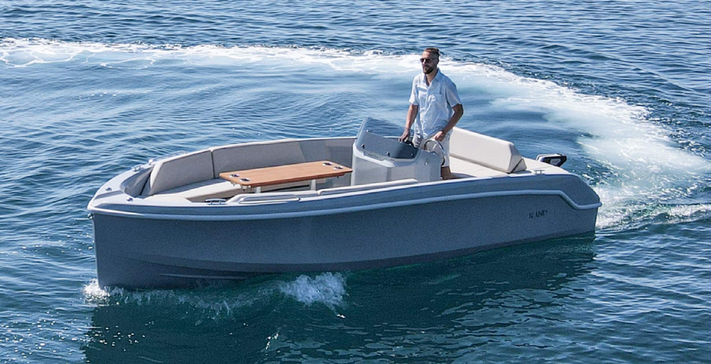 RAND Breeze 20: The Ultimate 20 ft Day Cruiser, Easy to Sail