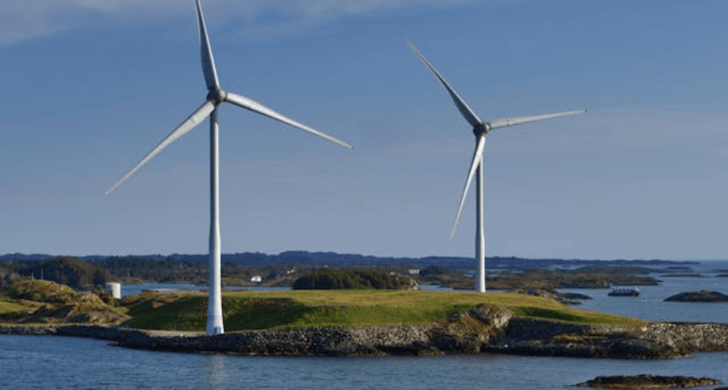 Pentagon Review Delays Stall Hundreds of U.S. Wind Energy Projects