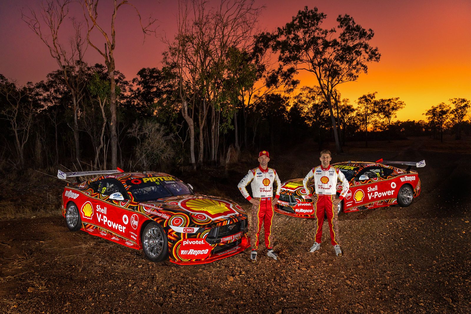 Shell V-Power Racing Team | Supercars | Dick Johnson Racing