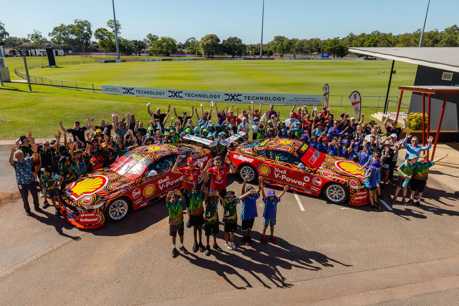 Shell V-Power Racing Team | Supercars | Dick Johnson Racing