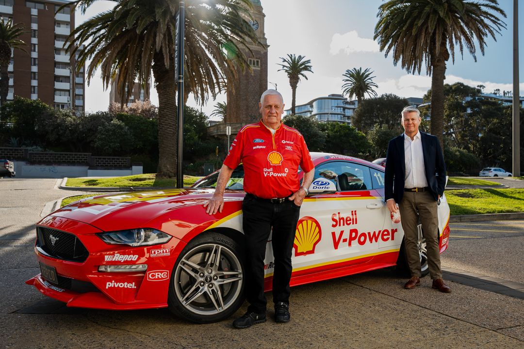 Shell V-Power Racing Team | Supercars | Dick Johnson Racing