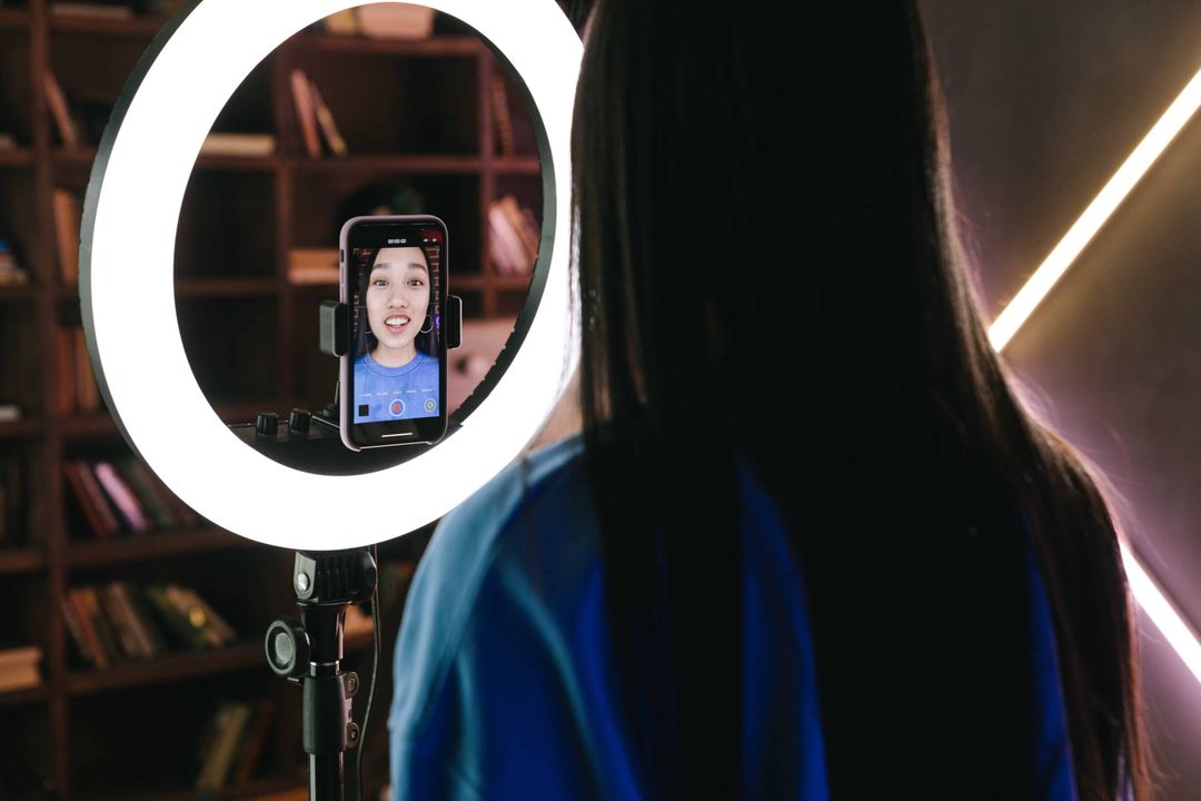 How Many Views Is Viral? Tips on How to Go Viral