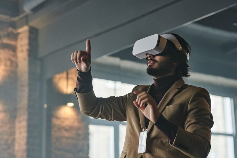 AR/VR Wearables and Future of Learning