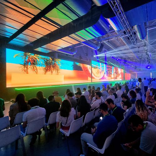 Zenith 200 | Analog Way