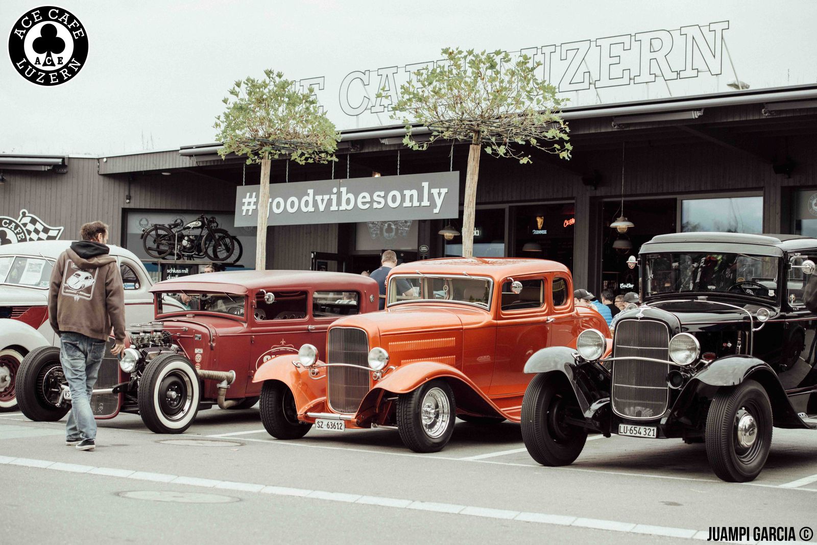 Events - Car meets und Oldtimer Treffen im ACE CAFE LUZERN Muscle cars