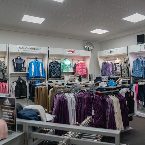 Silvermere Golf & Leisure | Surrey Golf Club & Driving Range