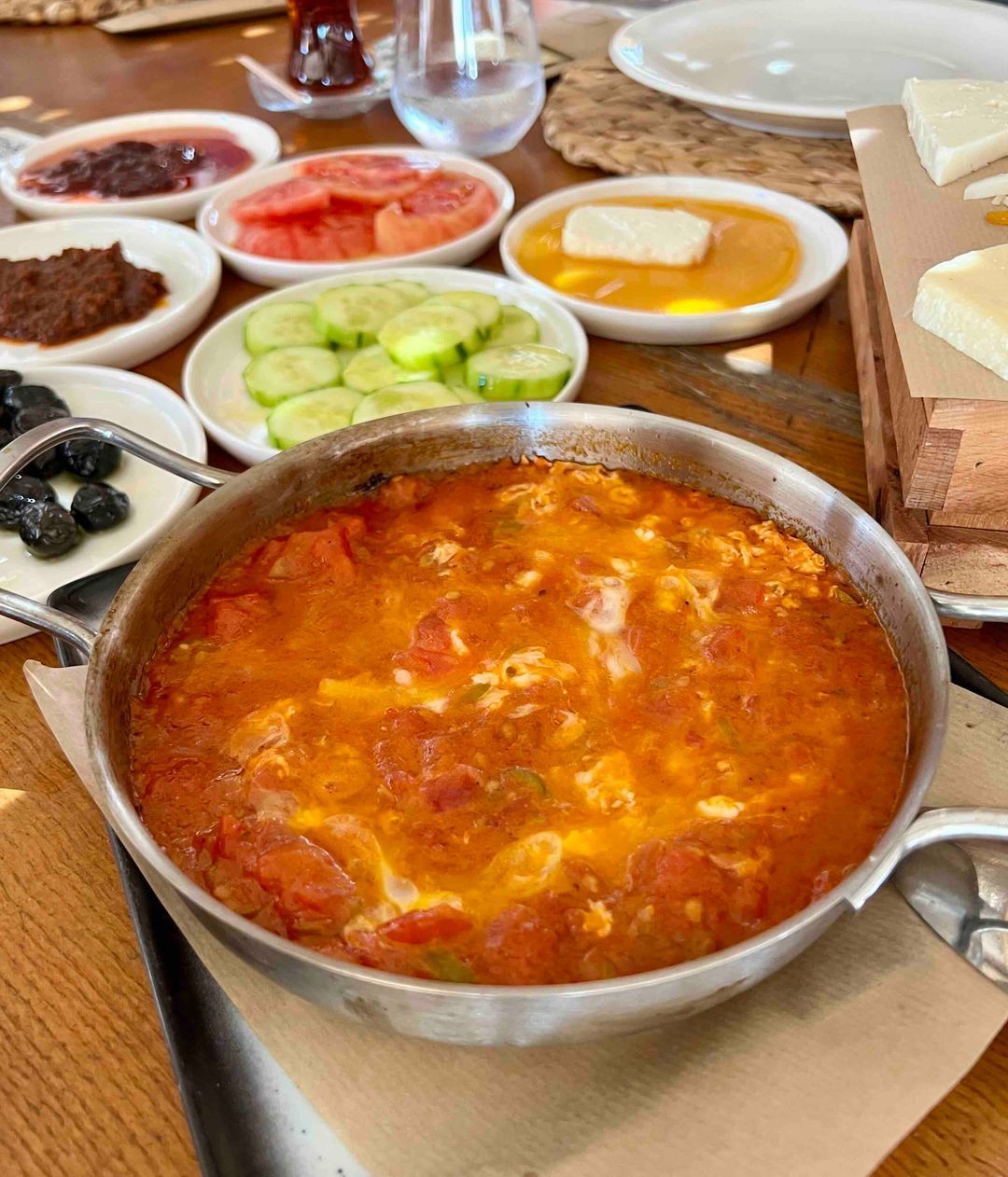 Menemen: Turkish Scrambled Eggs with Peppers Recipe | Verna Gao