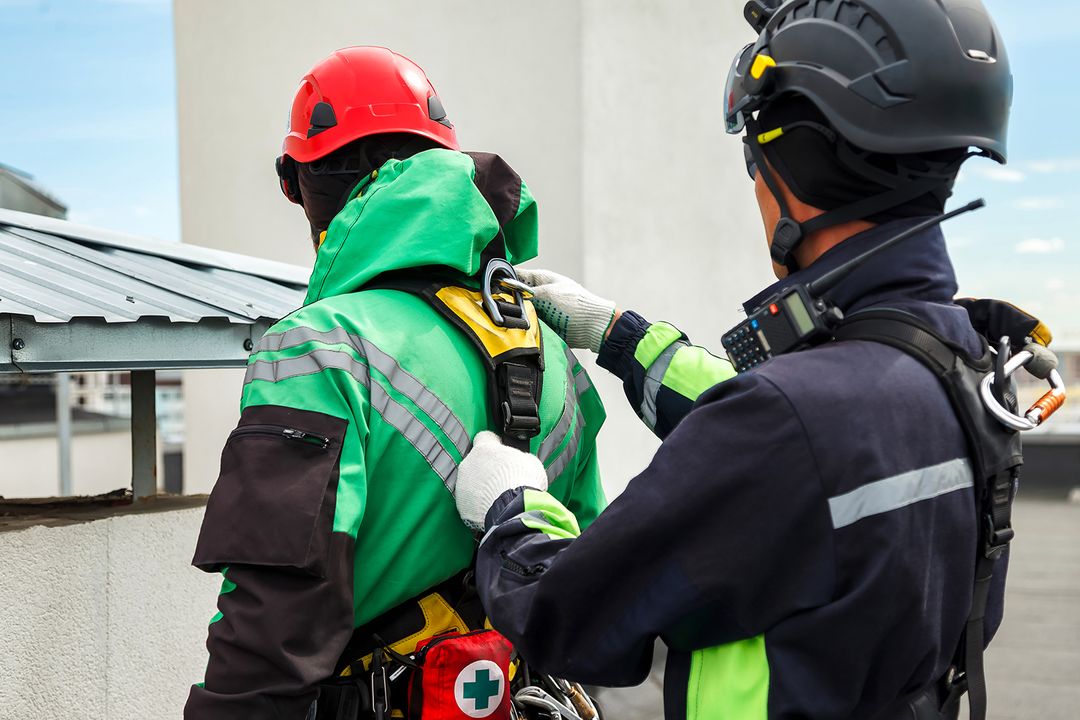 OSHA Fall Protection Standards: A Complete Guide for Employers