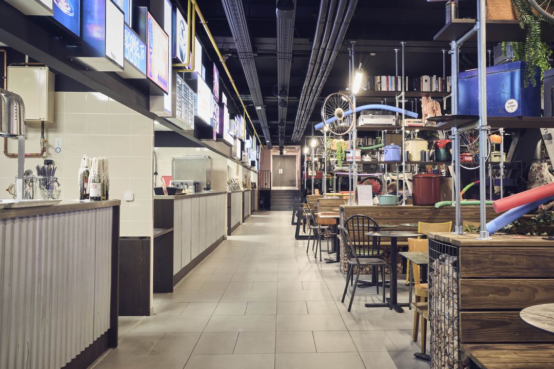 JOST Lille | Hotel Tout Confort | Foodcourt Bar Events