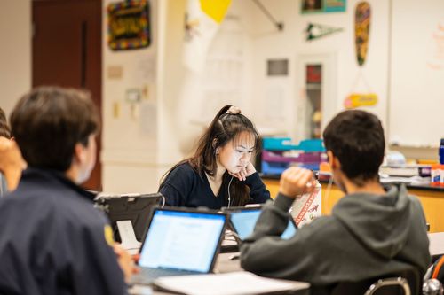 While Your Scrolling: The Benefits of Social Media For Students