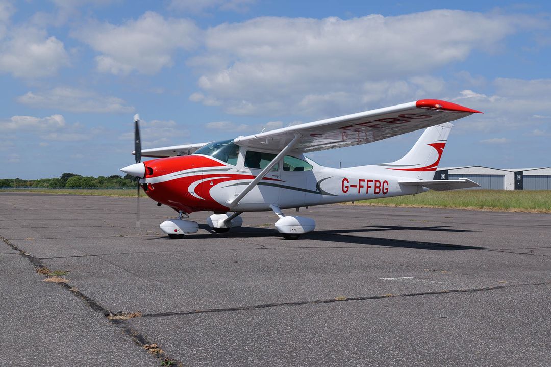 New Piper PA28R-201 Arrow III G-CSLL for sale at AT Aviation LTD