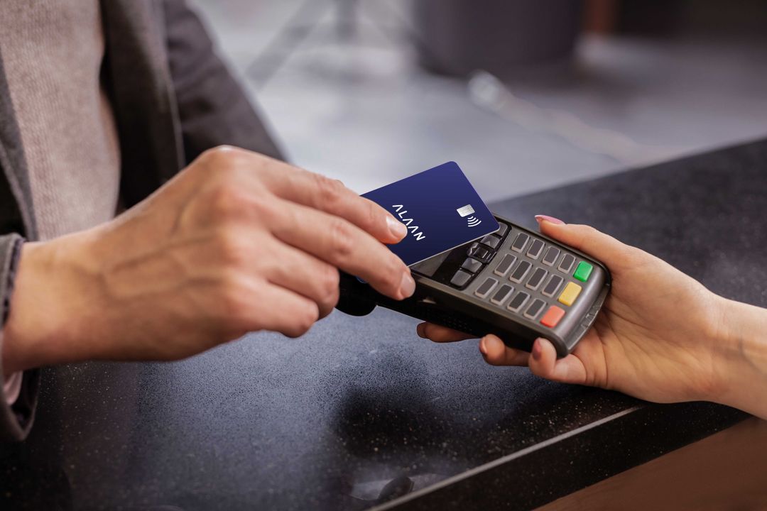 UAE's #1 Corporate Card For Businesses l Alaan