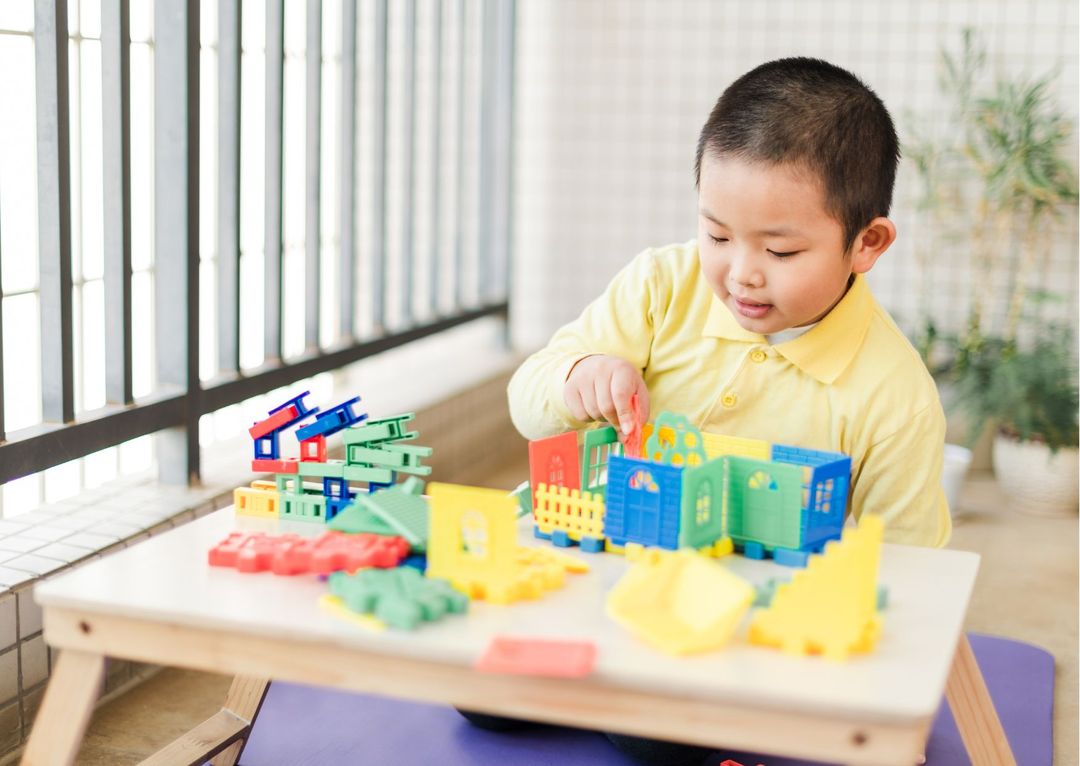 Understanding the Enclosing Schema in Early Childhood Development