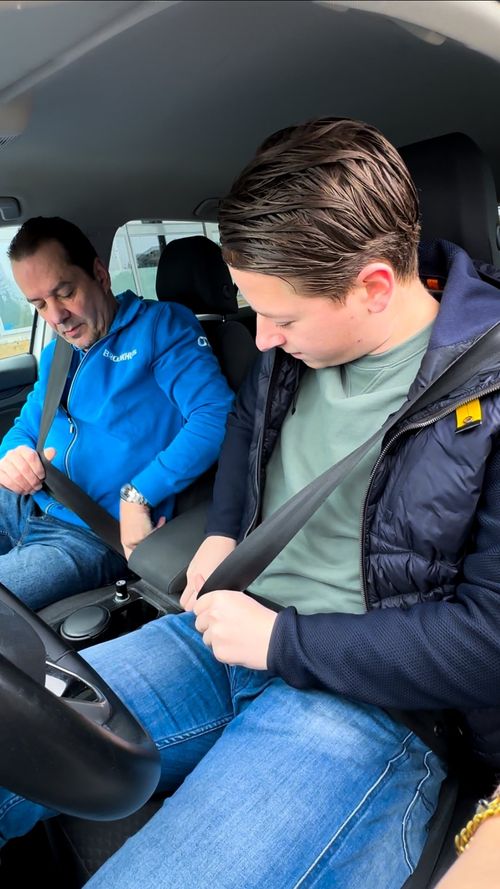 Vanaf welke leeftijd mag je autorijlessen volgen? - Brookhuis ...