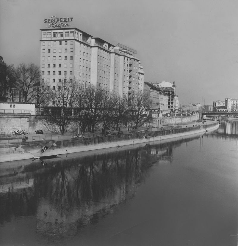 History | Semperit AG