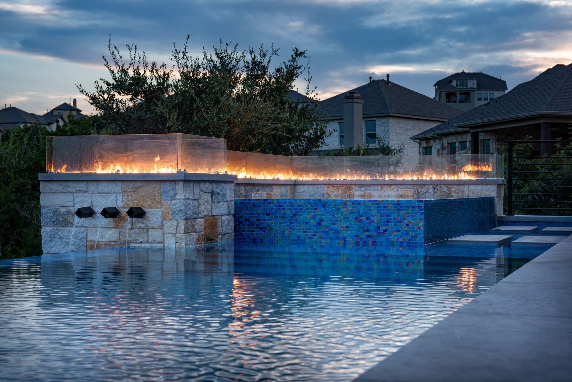 GBIV Designs: Austin Pool Builders | Luxury Pools