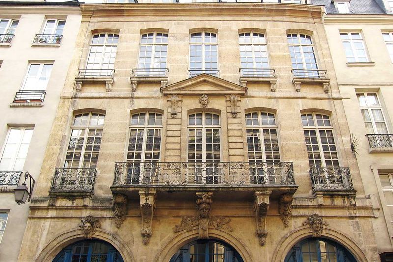 The different styles of Parisian buildings: what is your favorite?