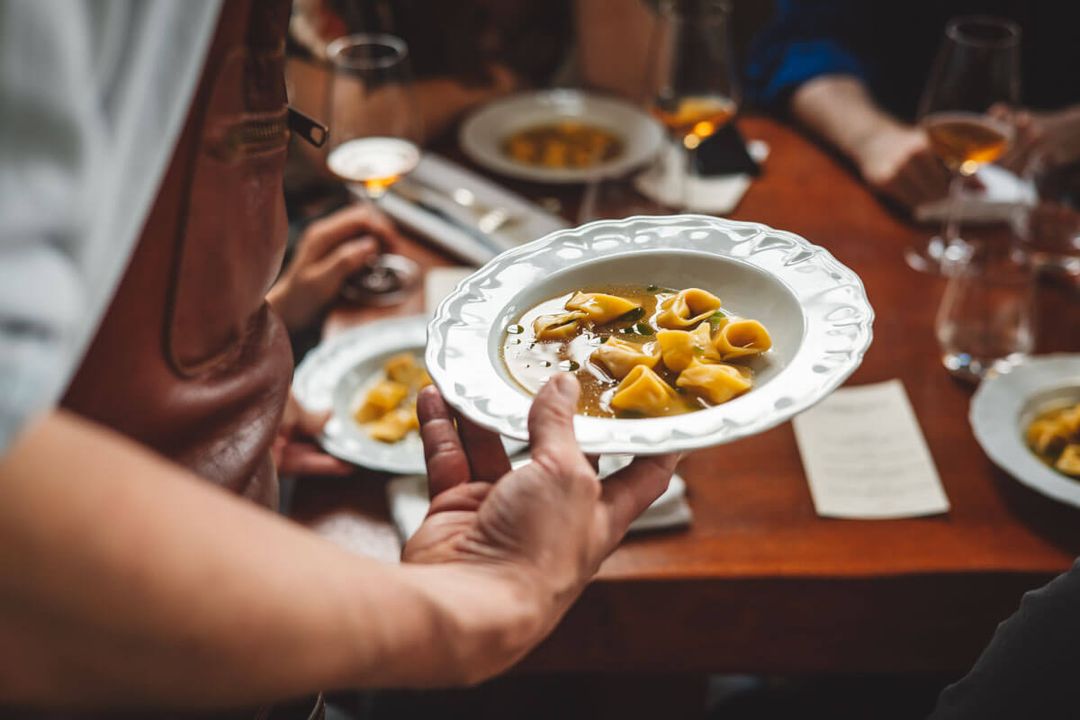 Restaurant licence and permit