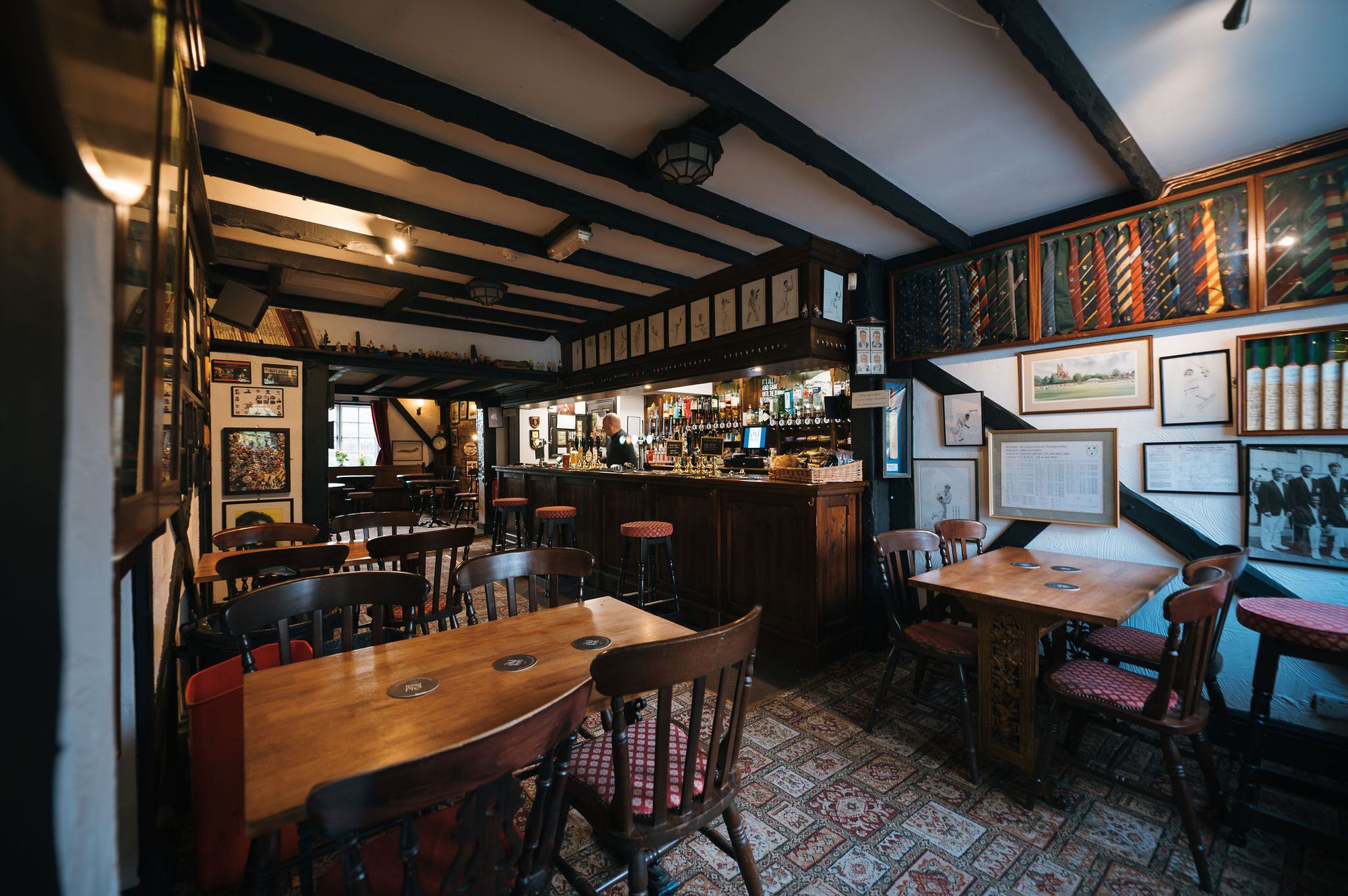 Country Pub in Worcestershire | The Old Bush