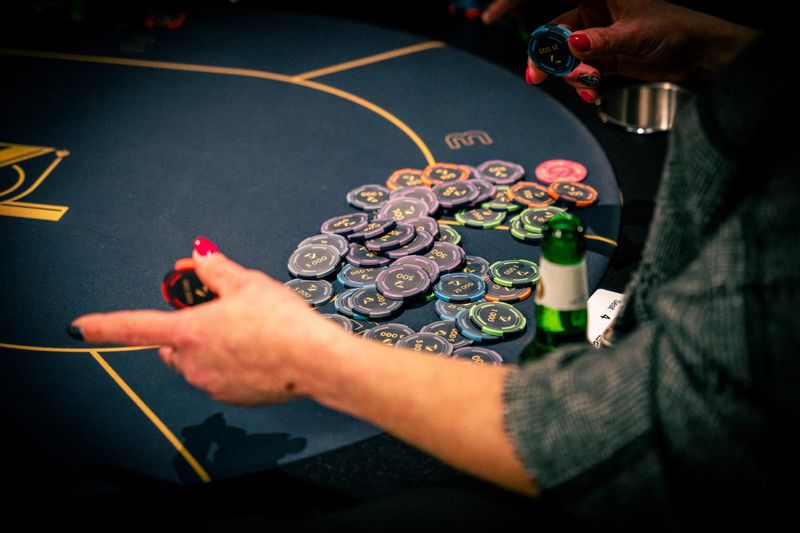 Seven Deuce - Dé live pokerclub van België en Nederland