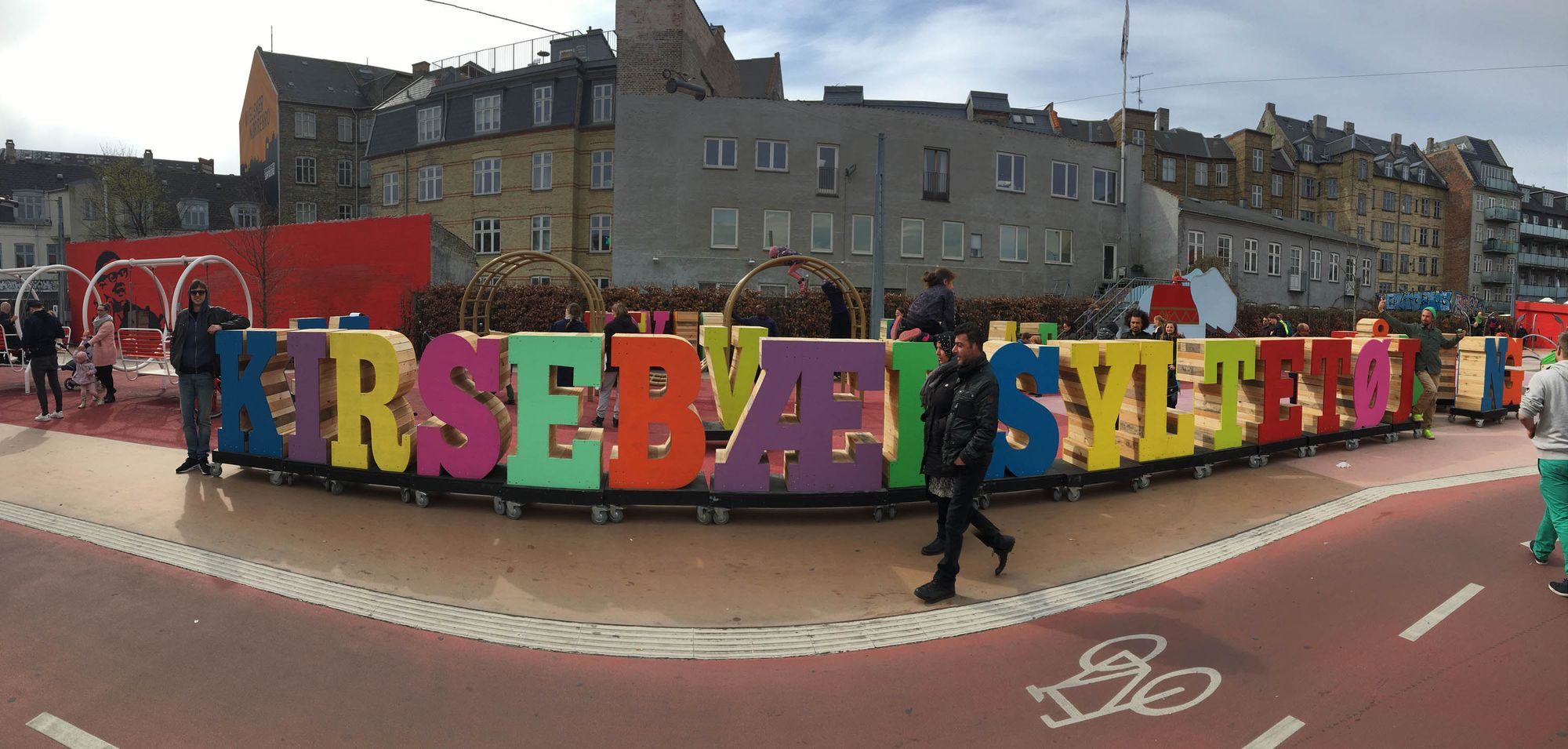 Happy Alphabet | Portfolio