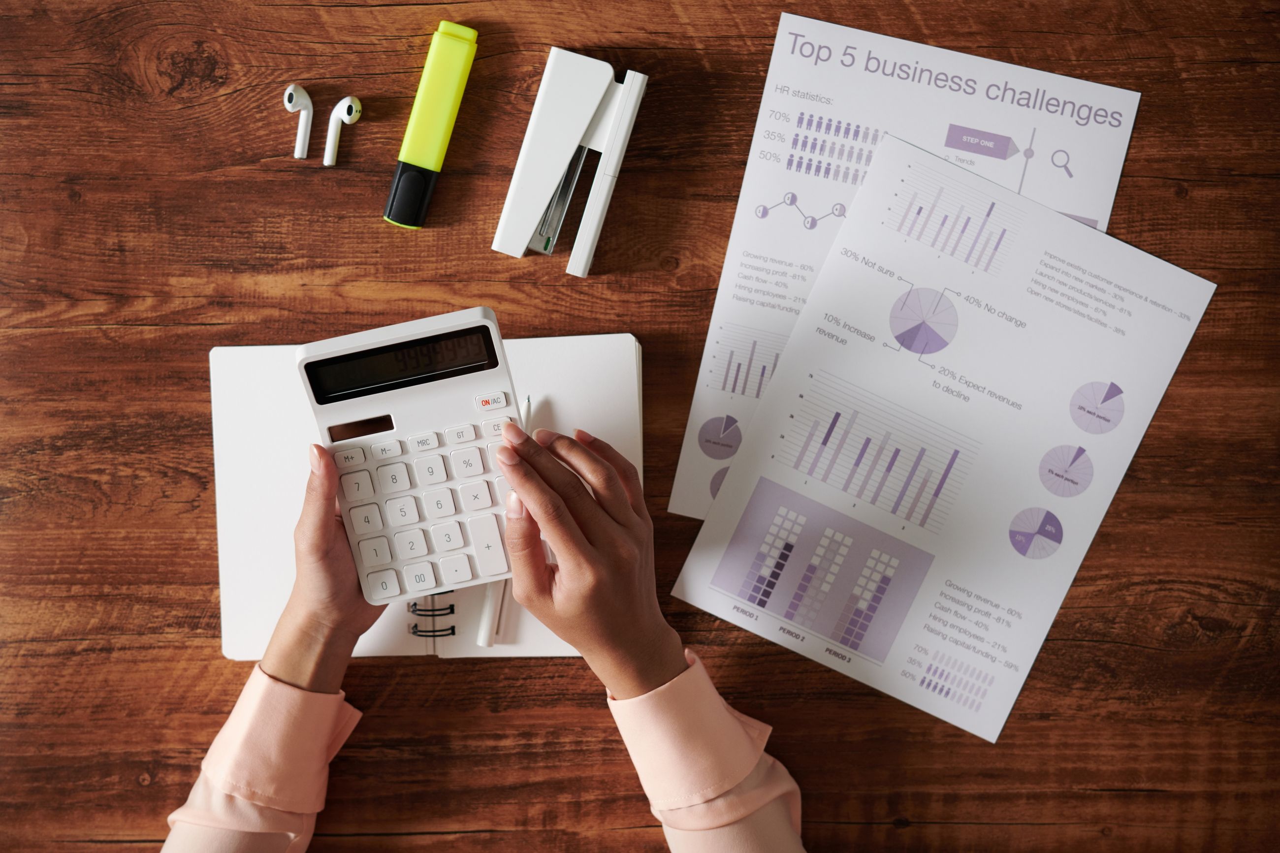 How to Calculate Overhead for Your Service Business | Accelo