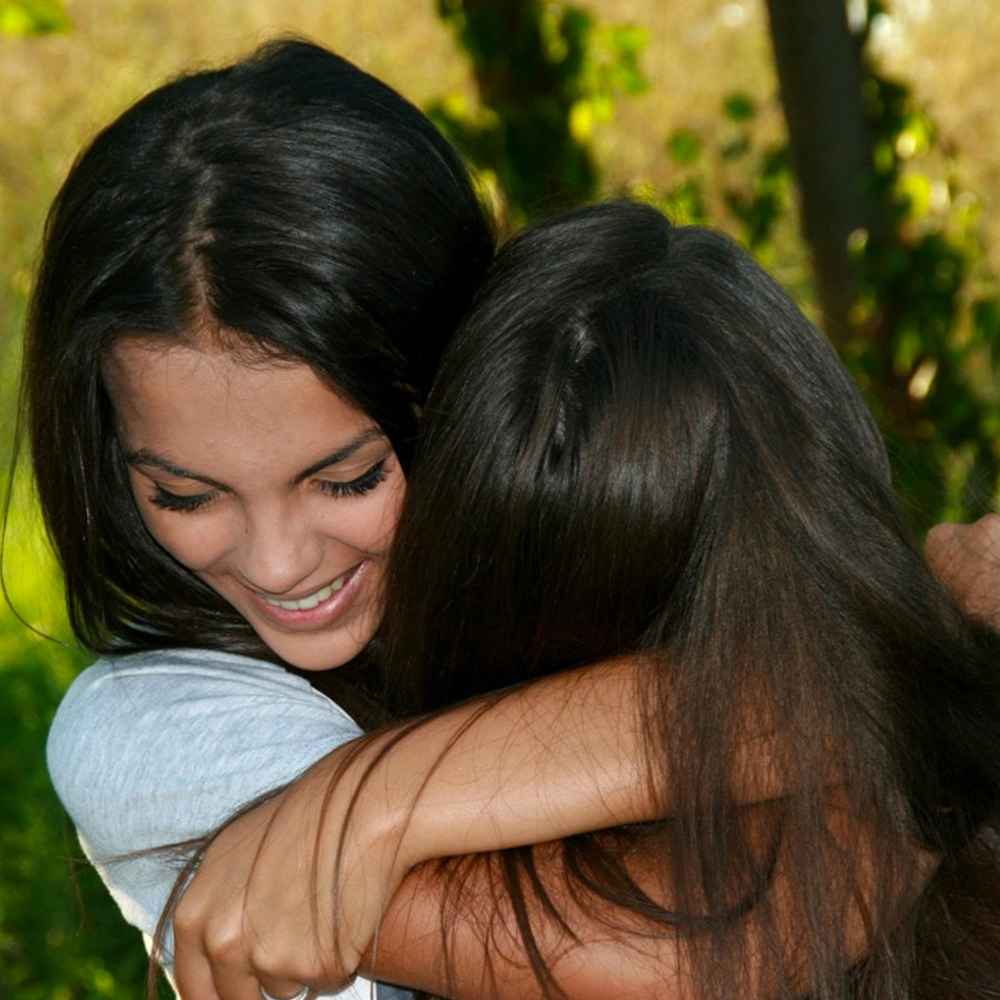 Hug Holiday | June 29