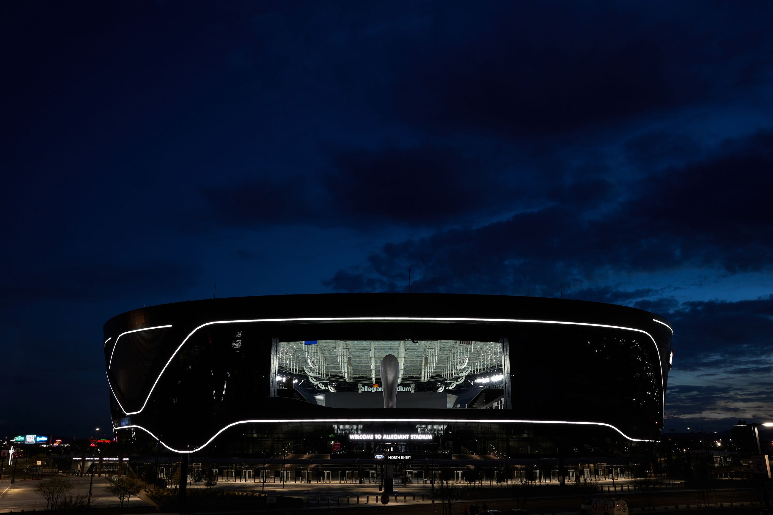 Premium Loge Seating at Allegiant Stadium | Allegiant Stadium Suites ...