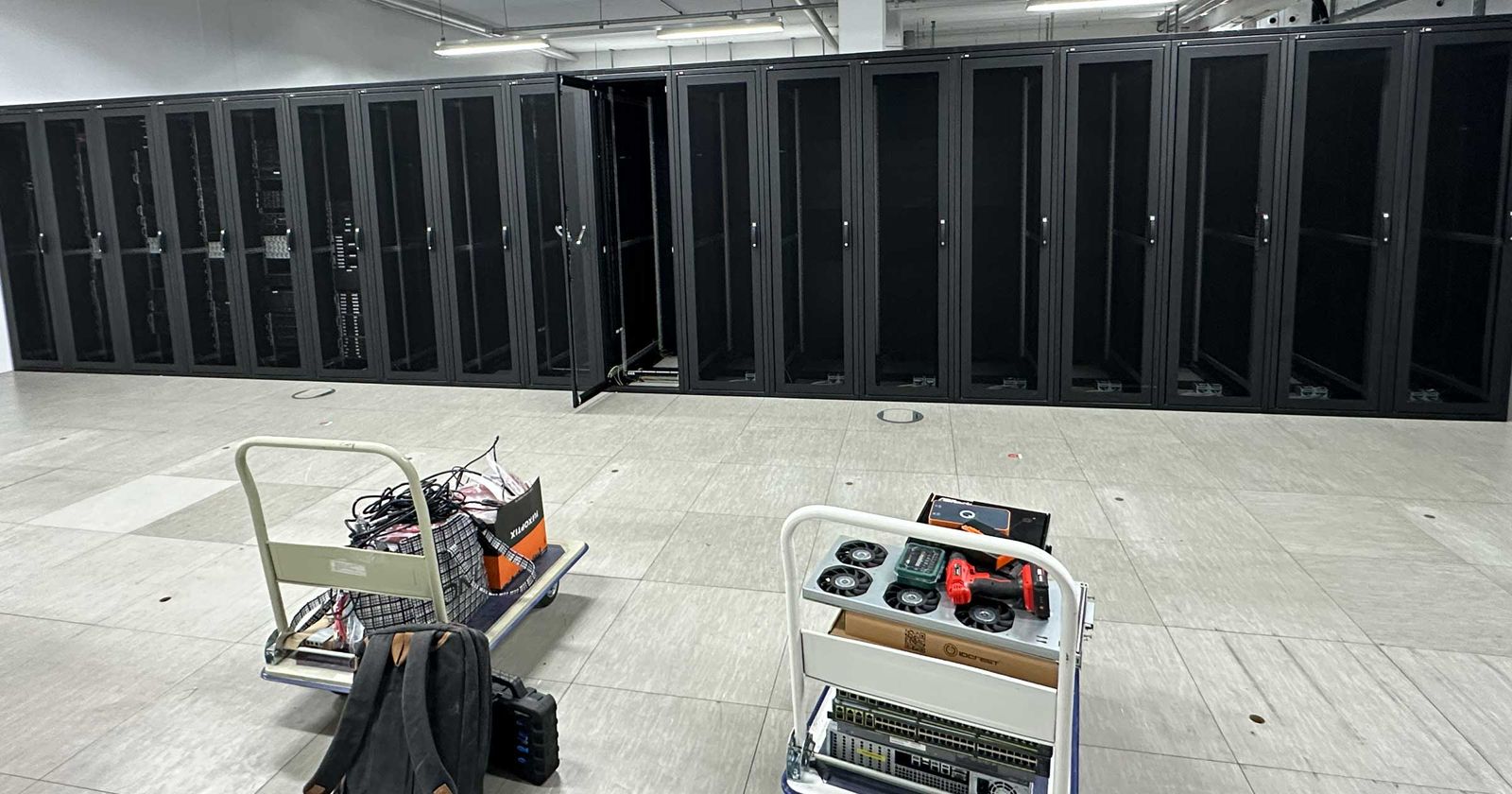 Neuer Standort, bewährte Technik: dataforest geht back to the roots – und expandiert ins “firstcolo”