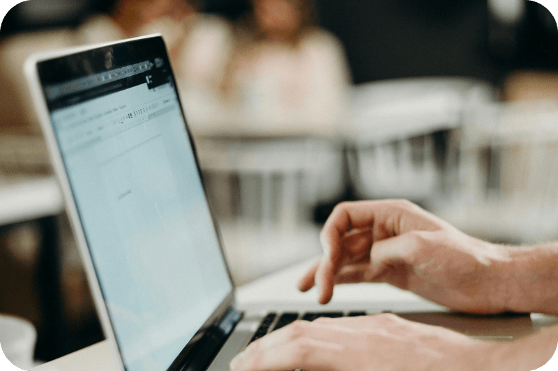 How to write a follow up email after a meeting [Full Guide + Template]