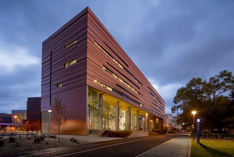 Northern Arizona University Science and Health Building | RICHÄRD ...