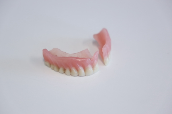 Nuvia's Permanent 24hr Smile vs "Teeth-In-A-Day"