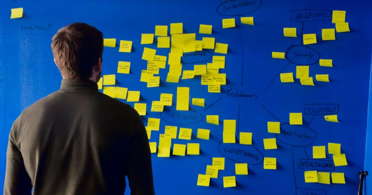 Incubators and Accelerators: The Role in the Startup Ecosystem