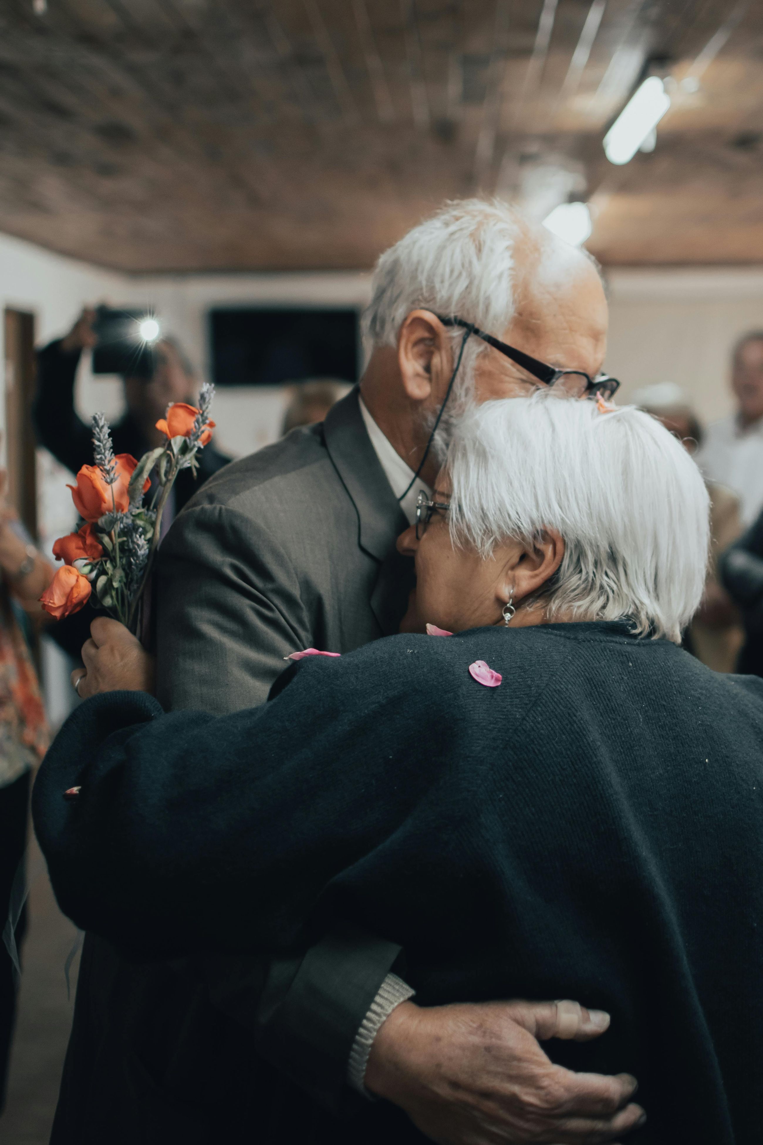 Jewish Burial Customs: Etiquette, Traditions, Beliefs | Meadow Memorials