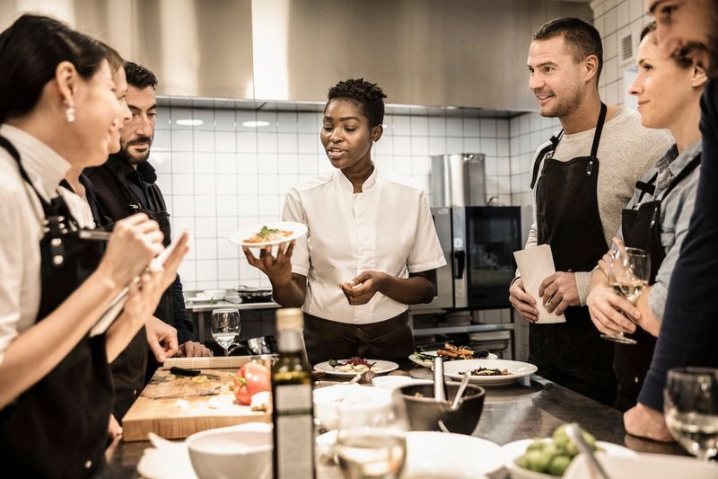 Moving your restaurant POS to facilitate curbside operations | Resources | NCR Voyix