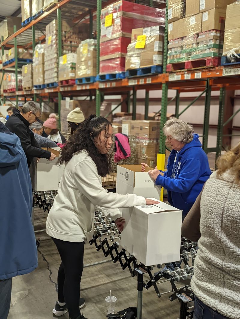 Sharing Thanksgiving | God's Pantry Food Bank