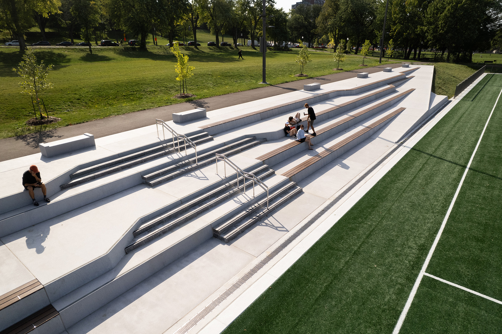 PXP - Gradins Jeanne-Mance, Design urbain, mobilier et équipement sportif