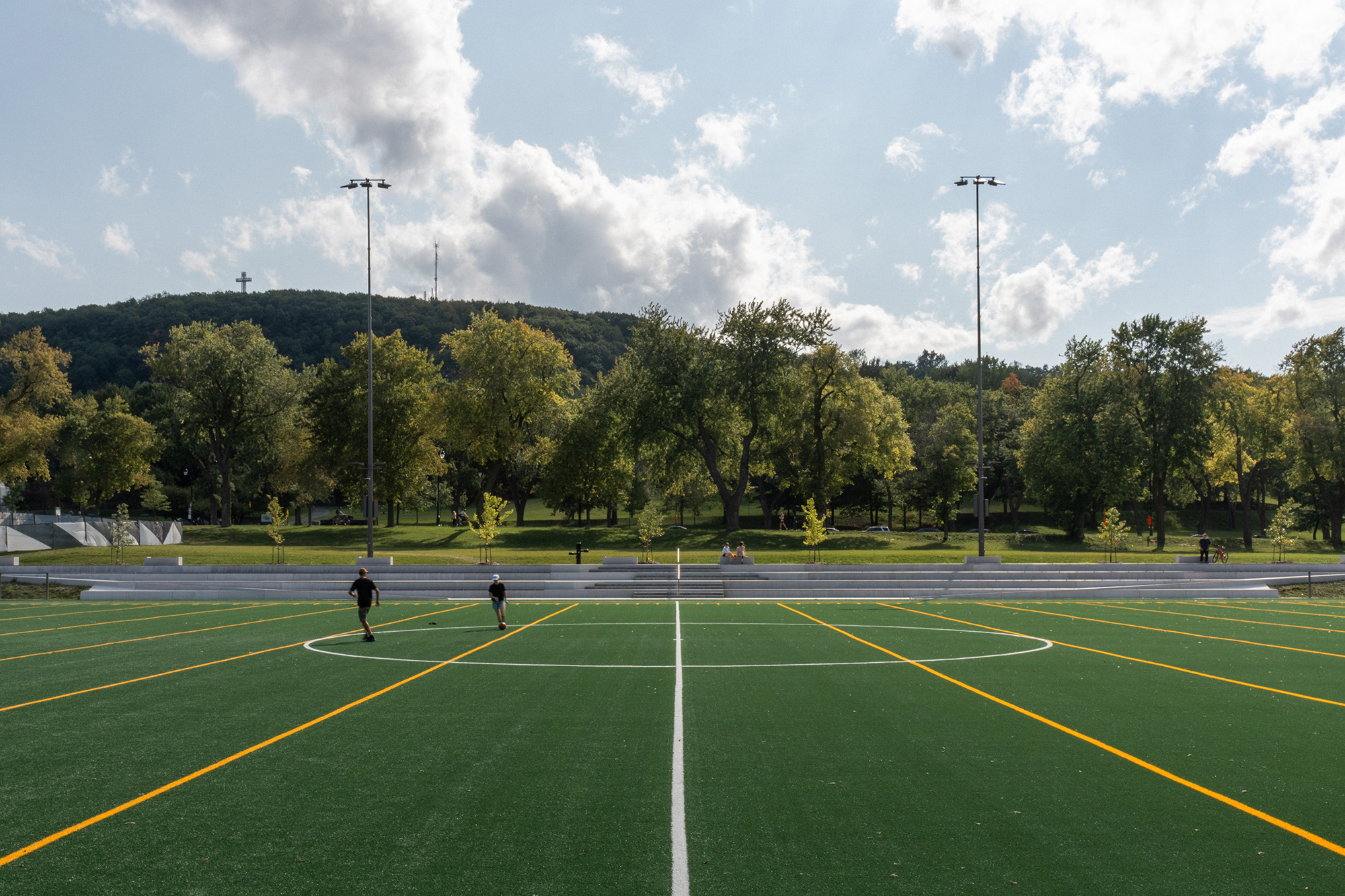 PXP - Gradins Jeanne-Mance, Design urbain, mobilier et équipement sportif