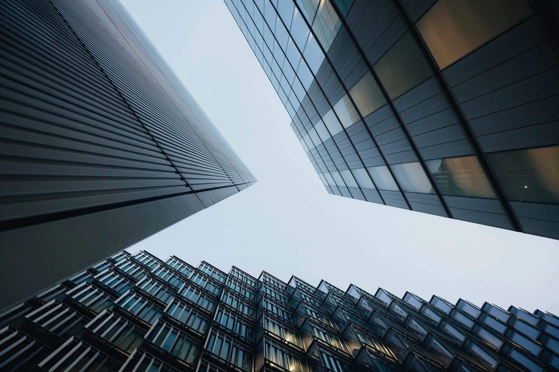 Headcount Tracking: Insights for Investment