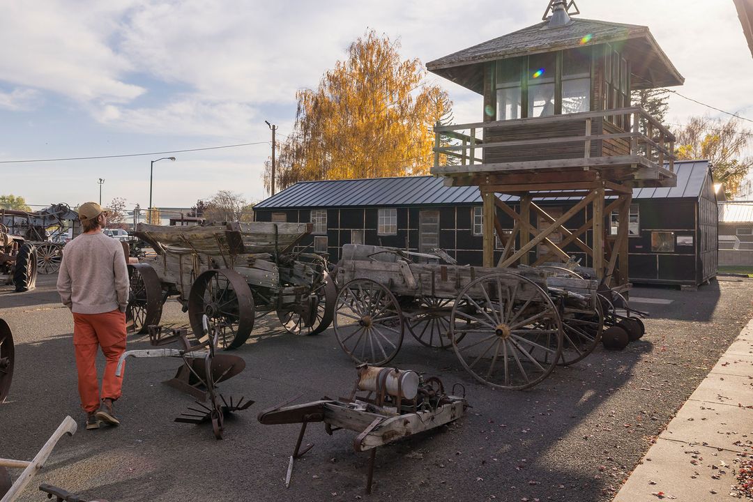 The Tumultuous Yet Fascinating History of Oregon's Mitchell Monument