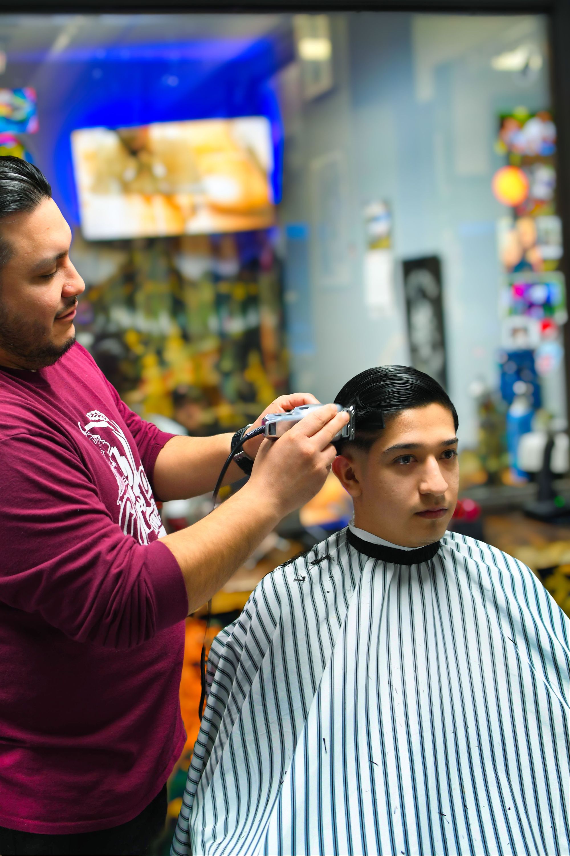 Barber Shop 32