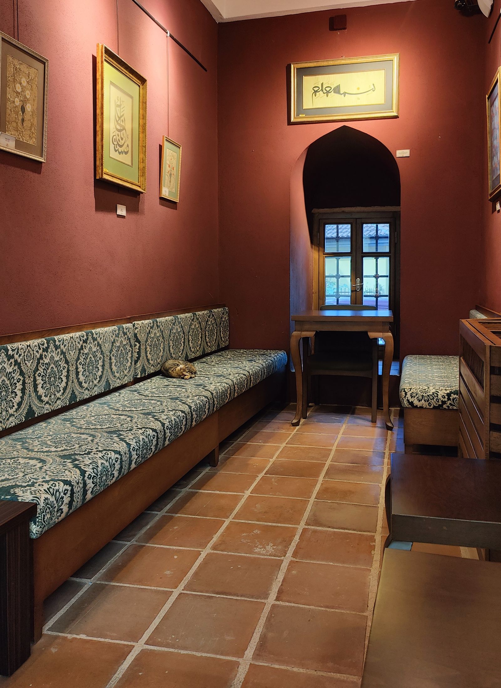 Australian English: Sharpies and Textas (texters)