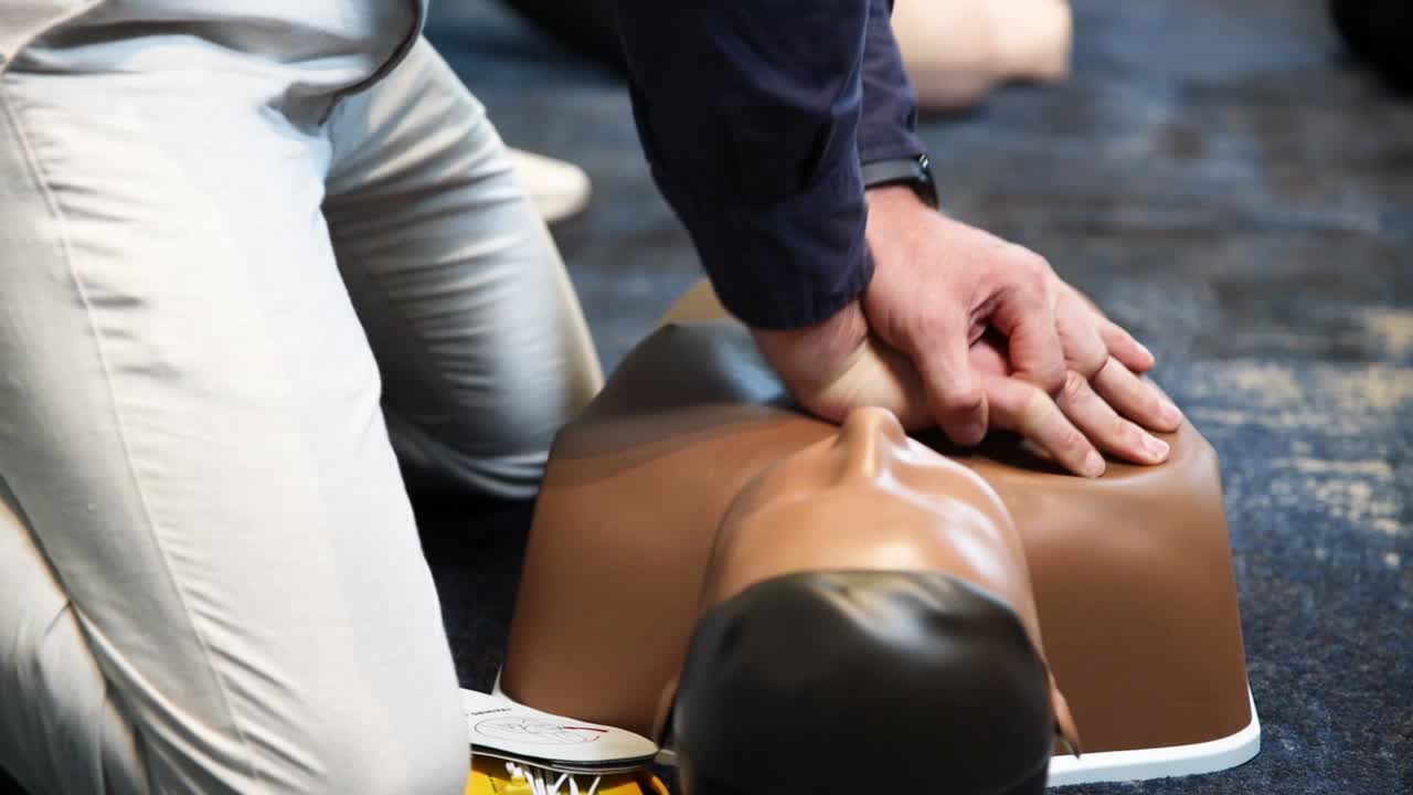 Corporate CPR First Aid Training | Accredited First Aid Training — HERO HQ